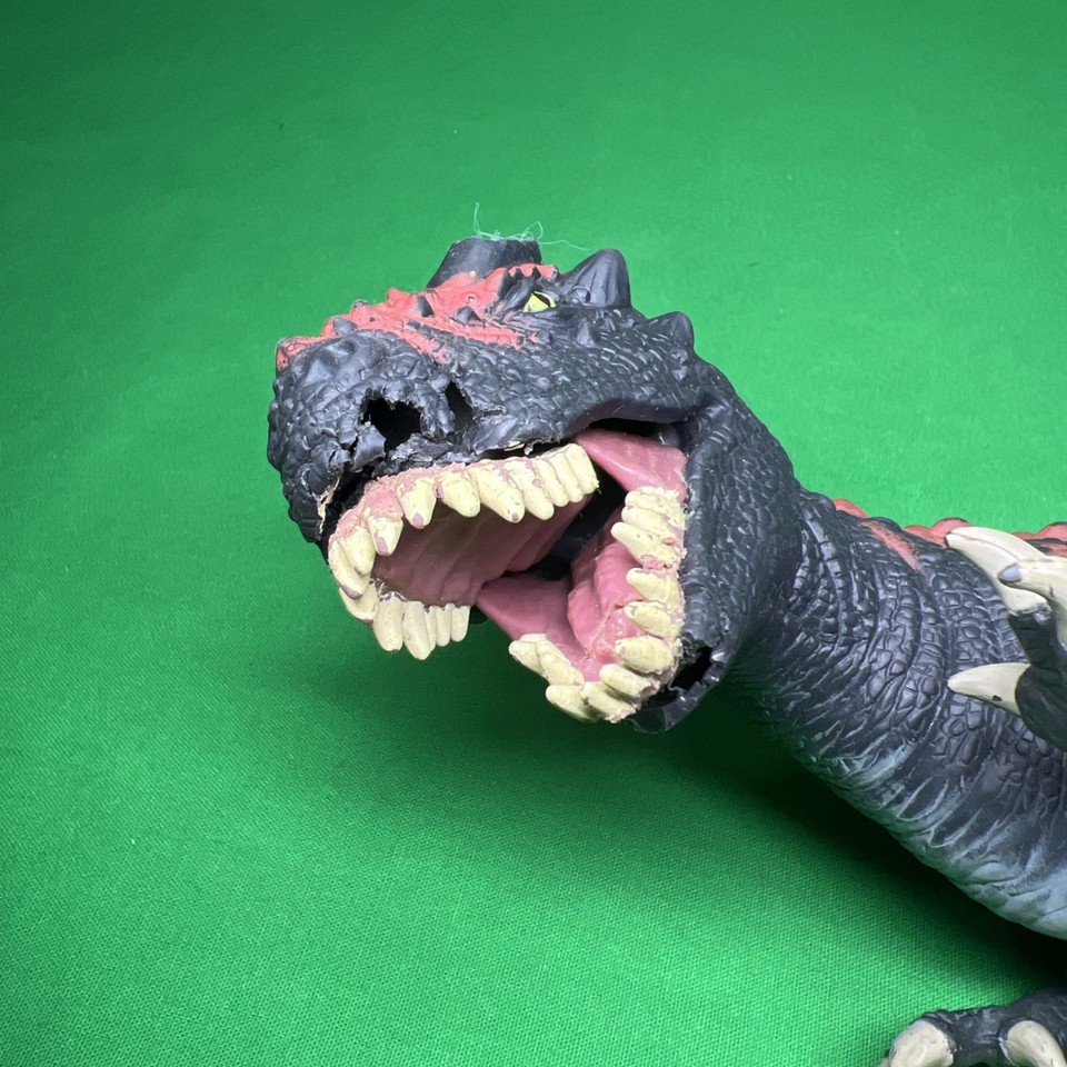 Kenner Jurassic Park Demon Carnotaurus JP19; Damaged- See Photos | eBay