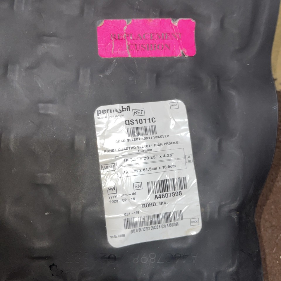 Roho Dry Floatation Cushion- Low Profile- With0ut Pump- 19.50x20.25x4 ...