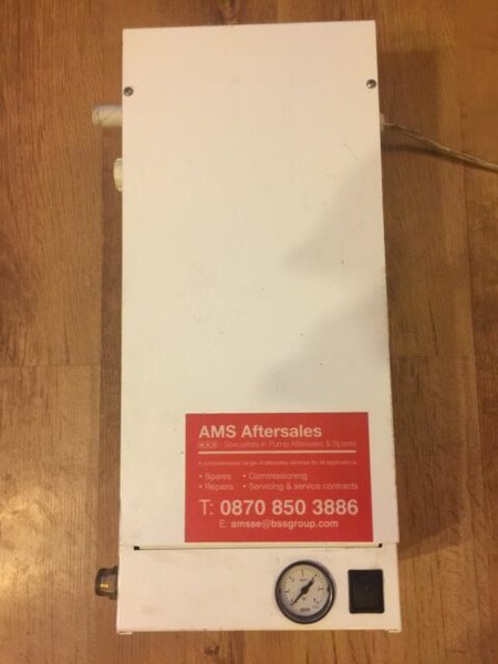 Boss Mk1 3hl Single Pump Digital Pressurisation Unit Wall Mounted for ...