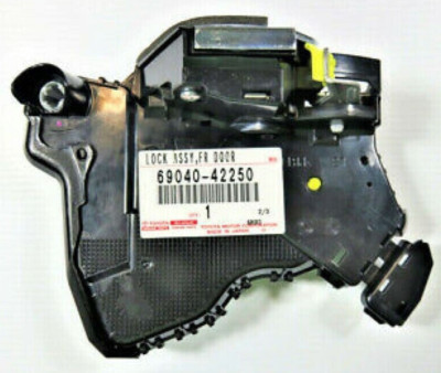 Toyota LOCK ASSEMBLY Door Latch Assembly 69040-42250 Genuine Japan OEM ...