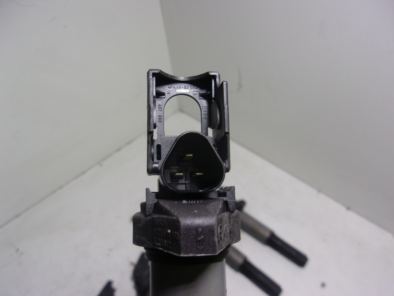 01-05 BMW E46 3 SERIES IGNITION COILS 0221504100 OEM NR40 | eBay