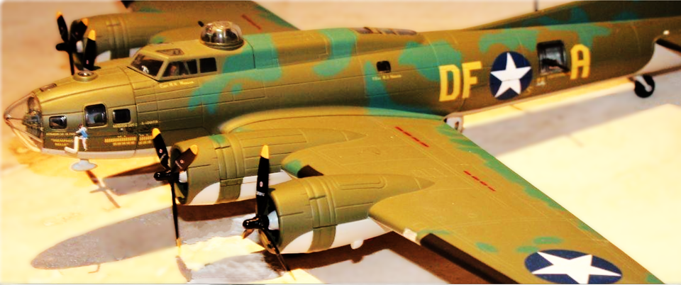 WW2 Plane Model Airplane Aircraft1 48Bomber51f17b4p2CUSTOM BUILT METAL ...