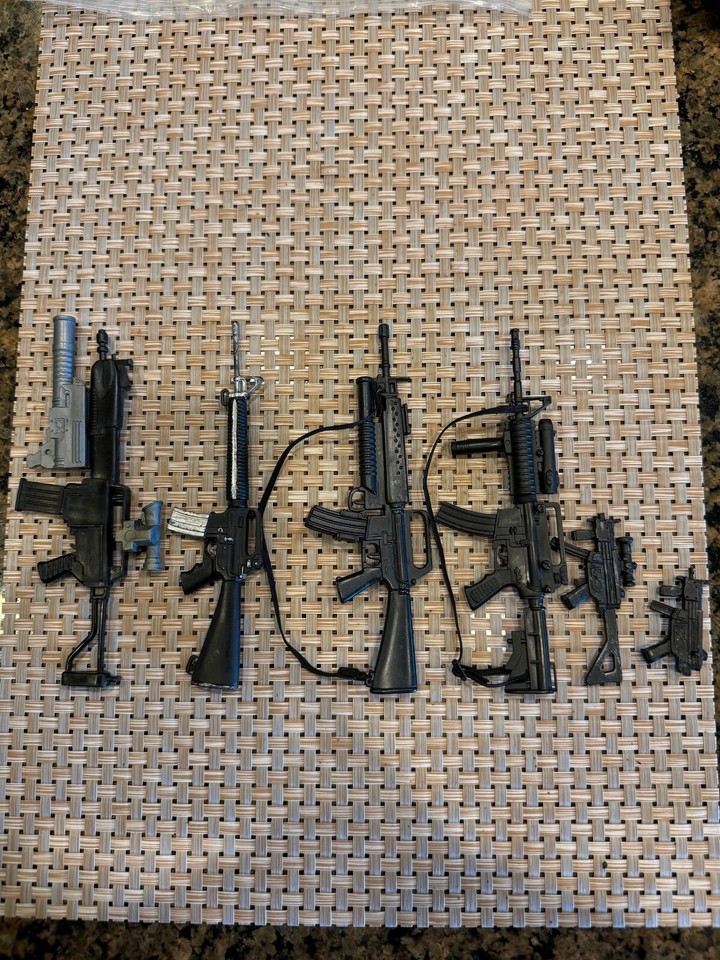 (6) Black Weapons - 4 Shot-Guns, 2 Hand Guns | eBay