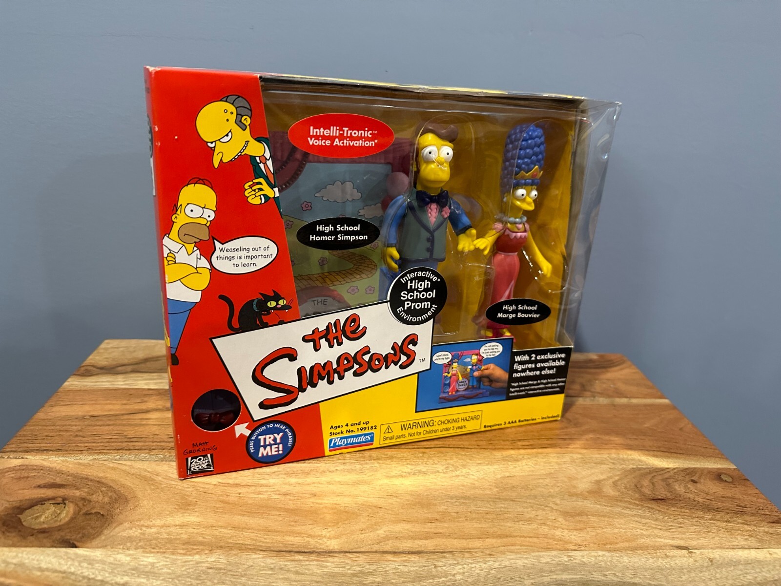 High School Prom with Homer and Marge World of Springfield Simpsons ...