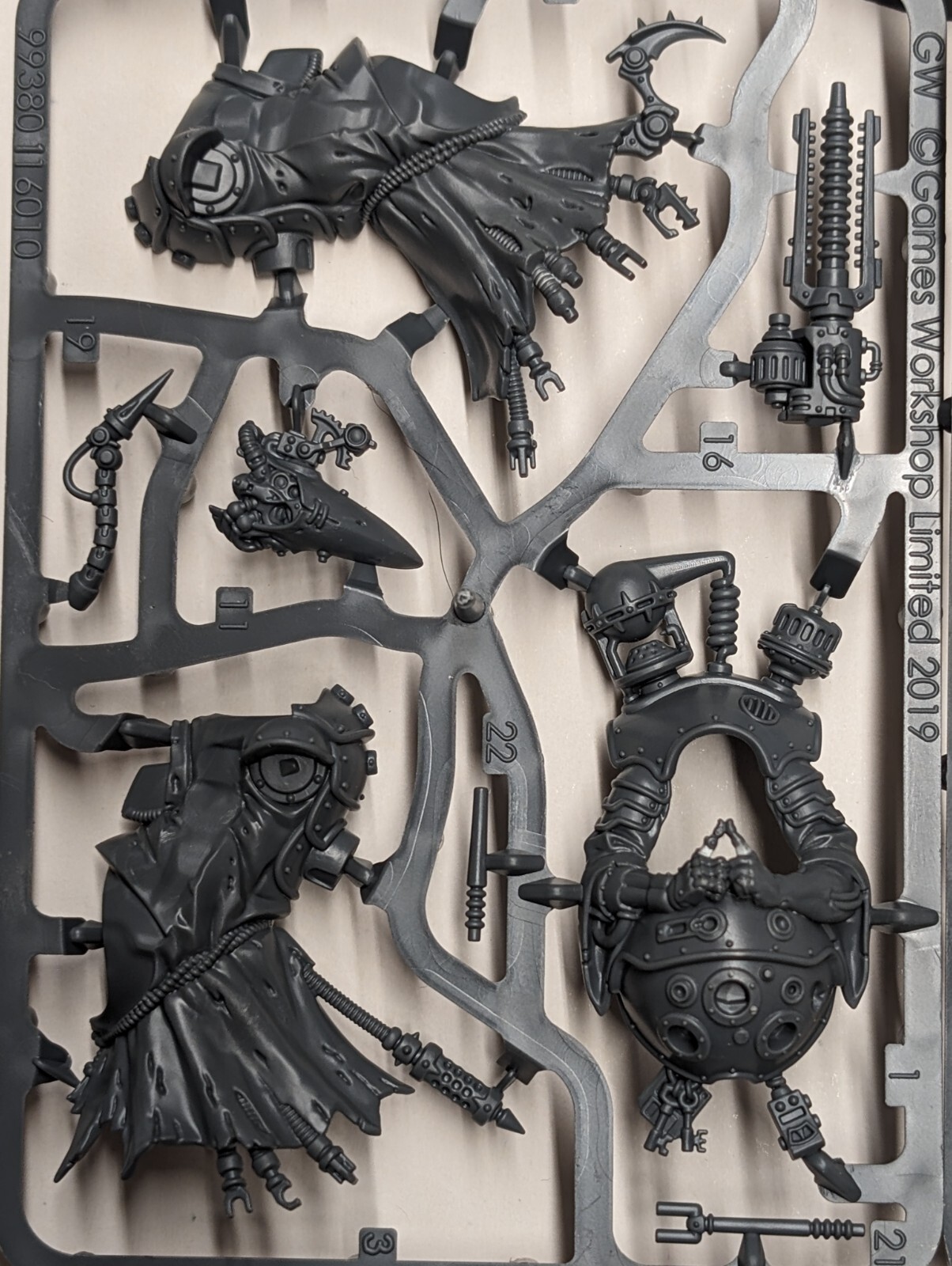 Tech Priest Manipulus, Adeptus Mechanicus, 40K, GW | eBay