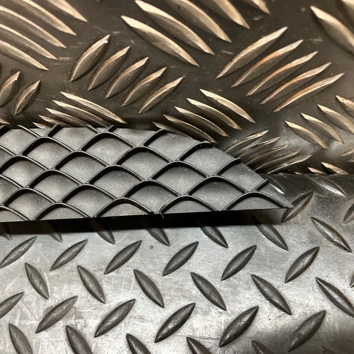 GENUINE MERCEDES GLC (X253) 2017 FRONT LEFT GRILL A2538855100 | eBay