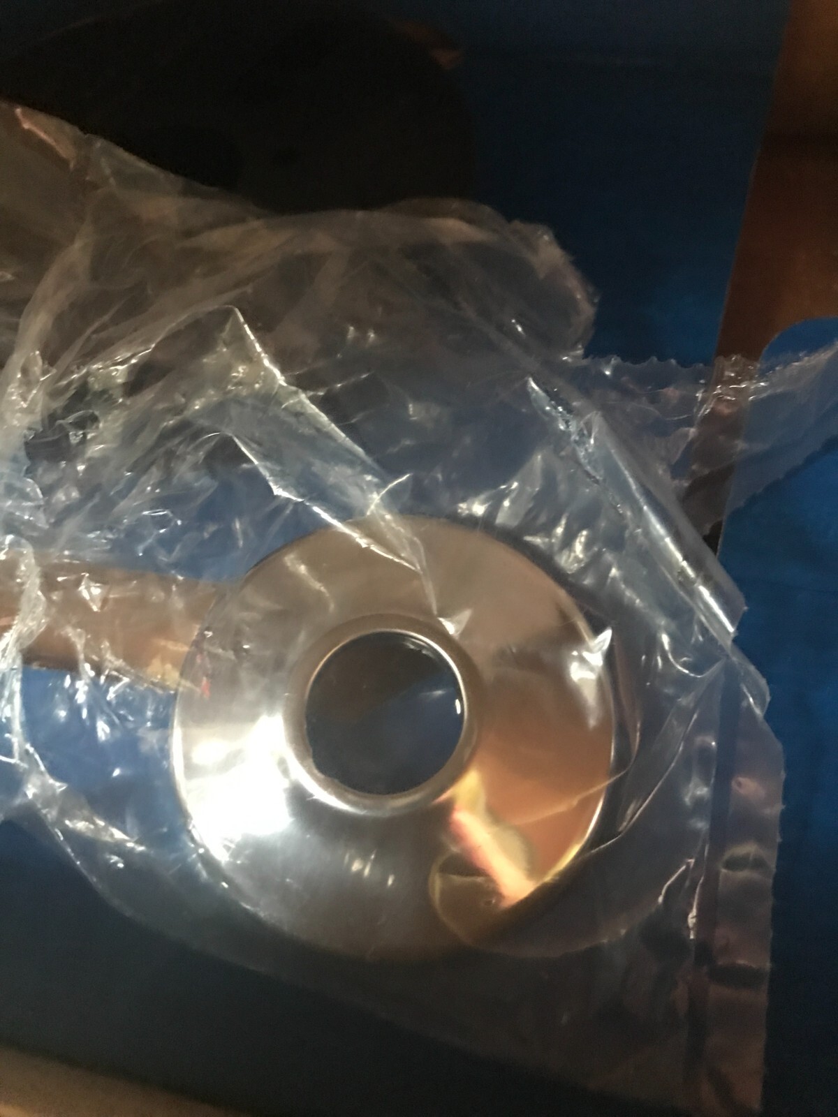 Moen 82519 Chrome Single-Handle Tub/Shower Faucet [Concentrix Handle ...