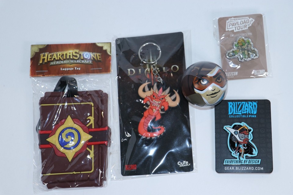 BLIZZARD BLIZZCON 2014-2019 EXCLUSIVE LOT BACKPACK HANGERS BADGES HAT ...