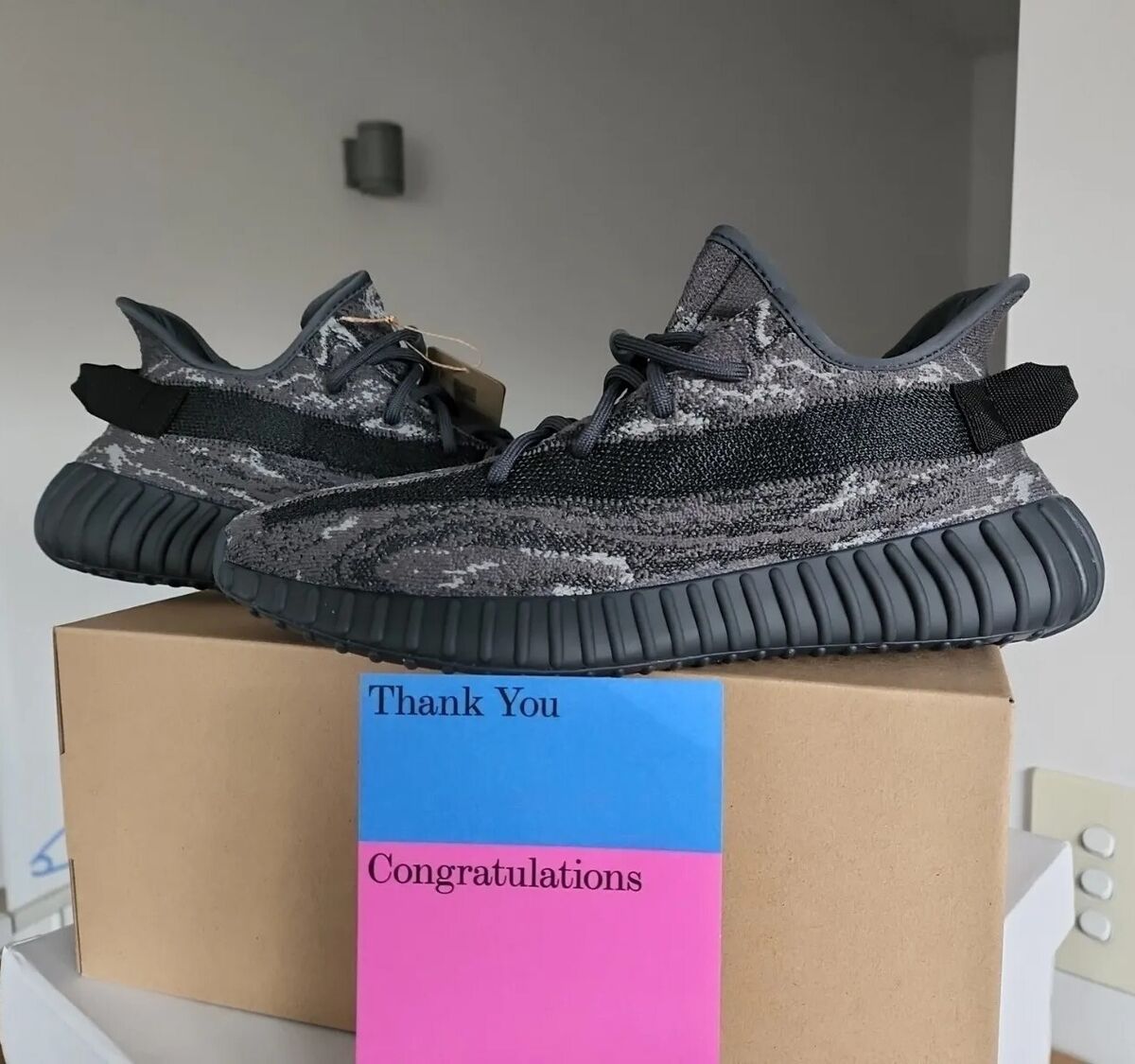Yeezy Boost 350 V2 Yzy Adidas MX Dark Salt 10 grey black | eBay Yeezy Boost 350 V2 Yzy Adidas MX Dark Salt 10 grey black | eBay
