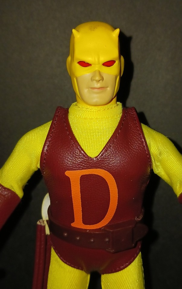 Diamond Select Mego 8" Yellow Suit DAREDEVIL | eBay