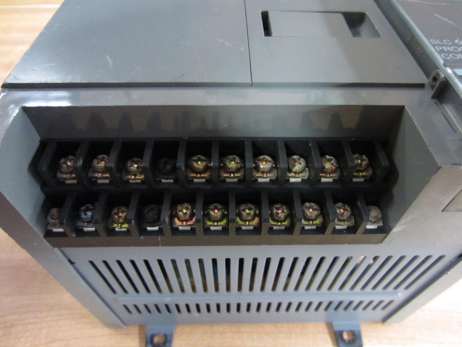 Allen Bradley 1747-L20A SLC 500 Processor Unit Series B | eBay