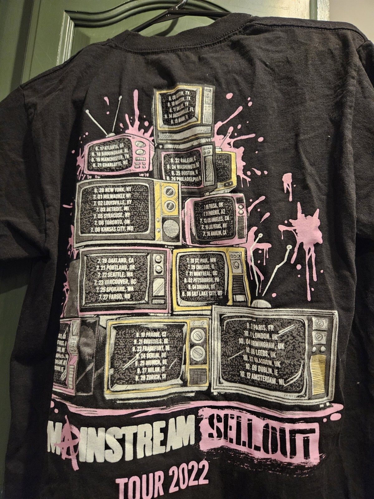 2022 Machine Gun Kelly Mainstream Sellout Official Tour Shirt Medium ...