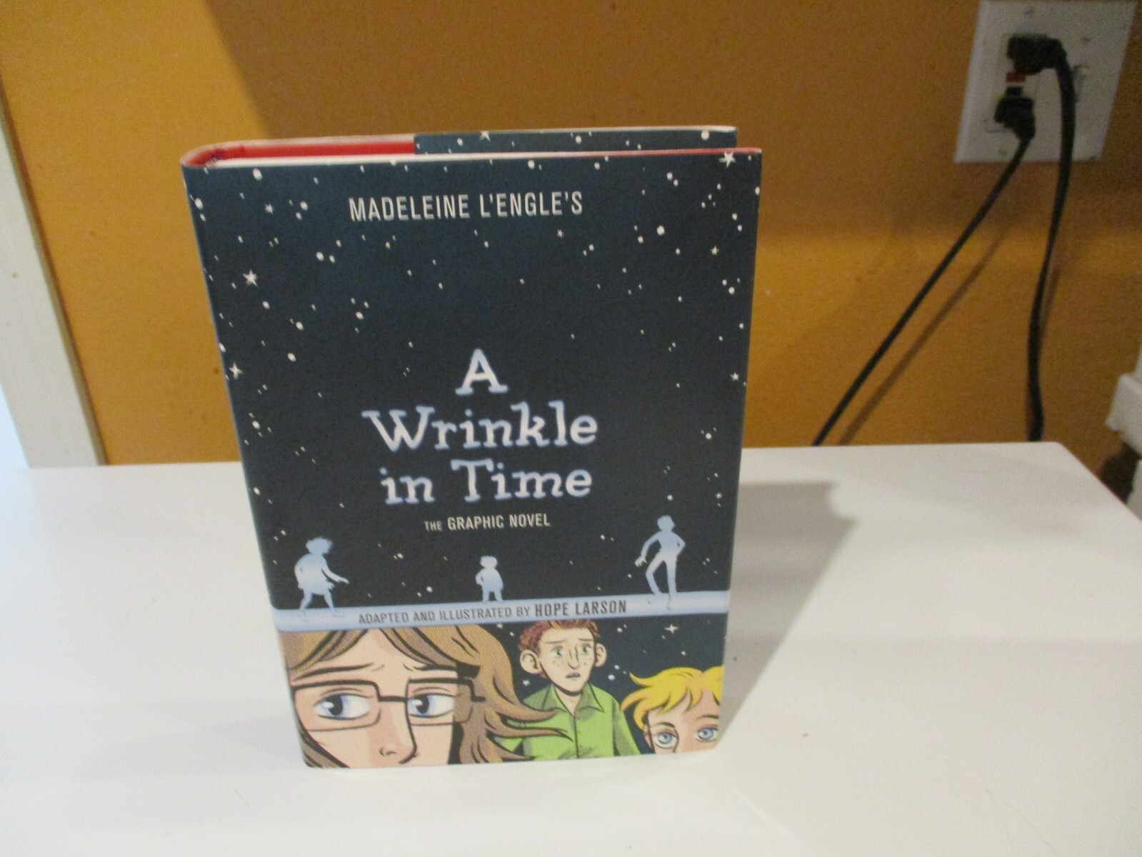 A Wrinkle in Time: The Graphic Novel Hardcover by Hope Leslie | eBay
