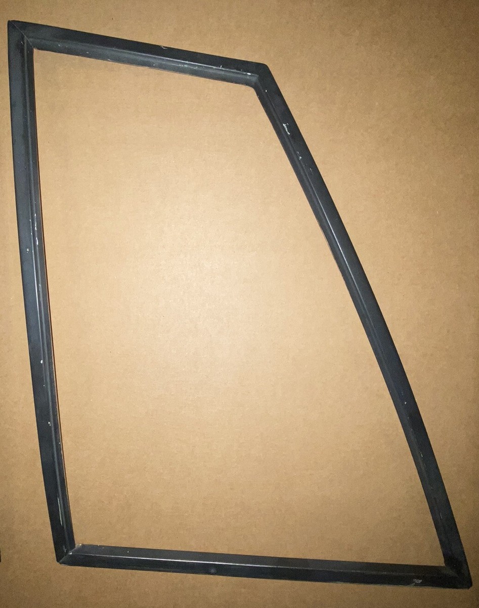 85 Mustang Quarter Window