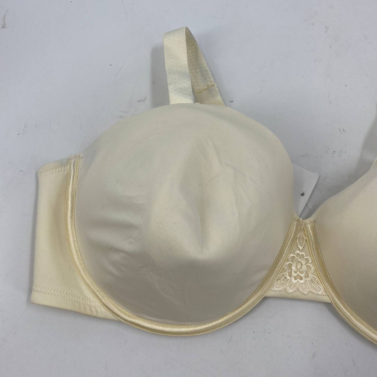 VANITY FAIR Beauty Back Smoothing Full-Figure Contour… - Gem