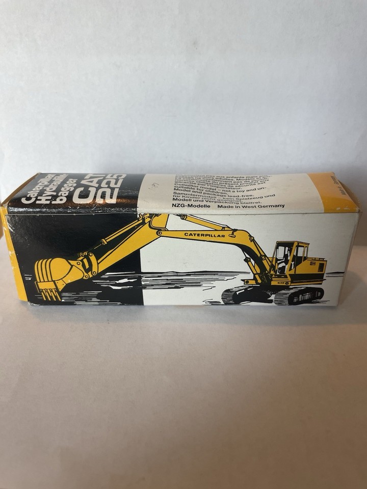 NZG CAT 225 EXCAVATOR CATERPILLAR HYDRAULIK BAGGER MADE IN WEST GERMANY ...