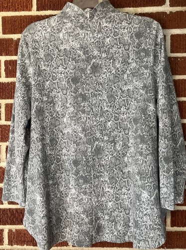 Chico’s Reptile Print Mock Neck with Zipper Thick Knit Top 3/4 Sleeves ...