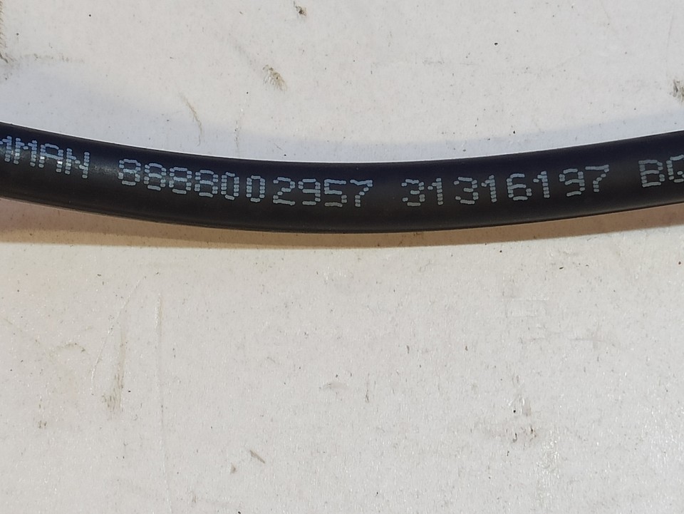 VOLVO S60 II 31316197 Tuyau d'aspirateur 2.00 Petrol 180kw 2017 ...