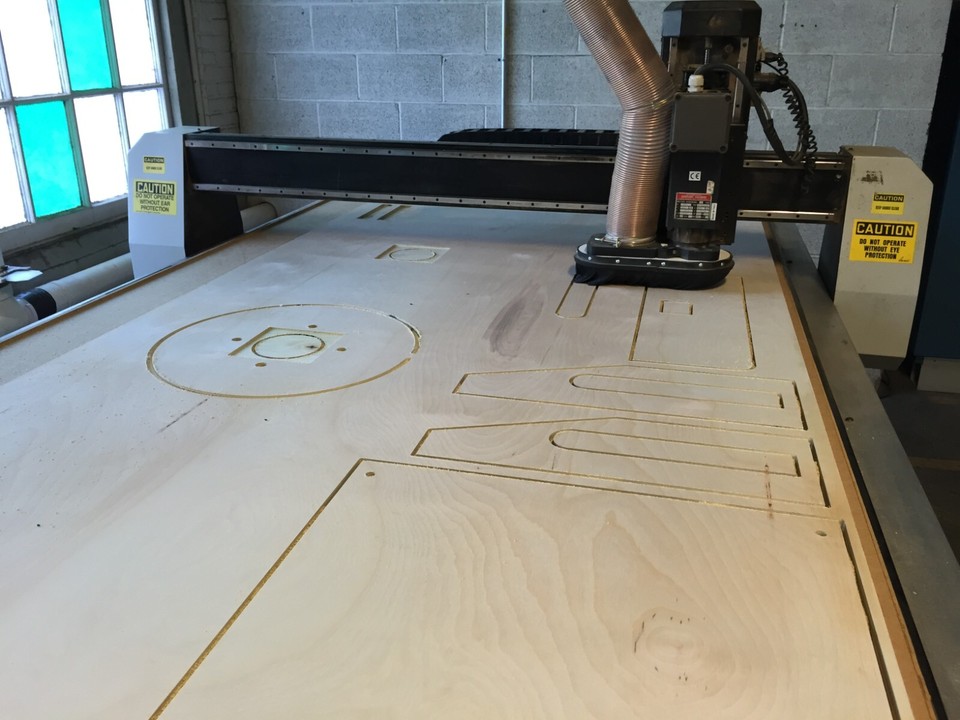 Multicam Router 4x8 table with table vacuum, rebuilt 7hp spindle, more ...
