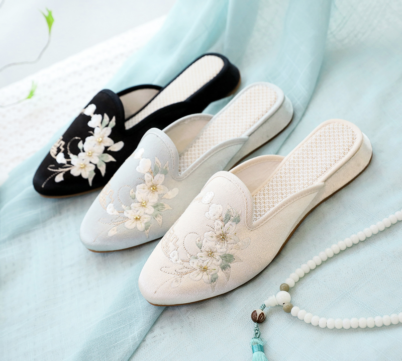 Women's Satin Embroidered Slippers Shoes Spring/summer Fabric Shoes ...