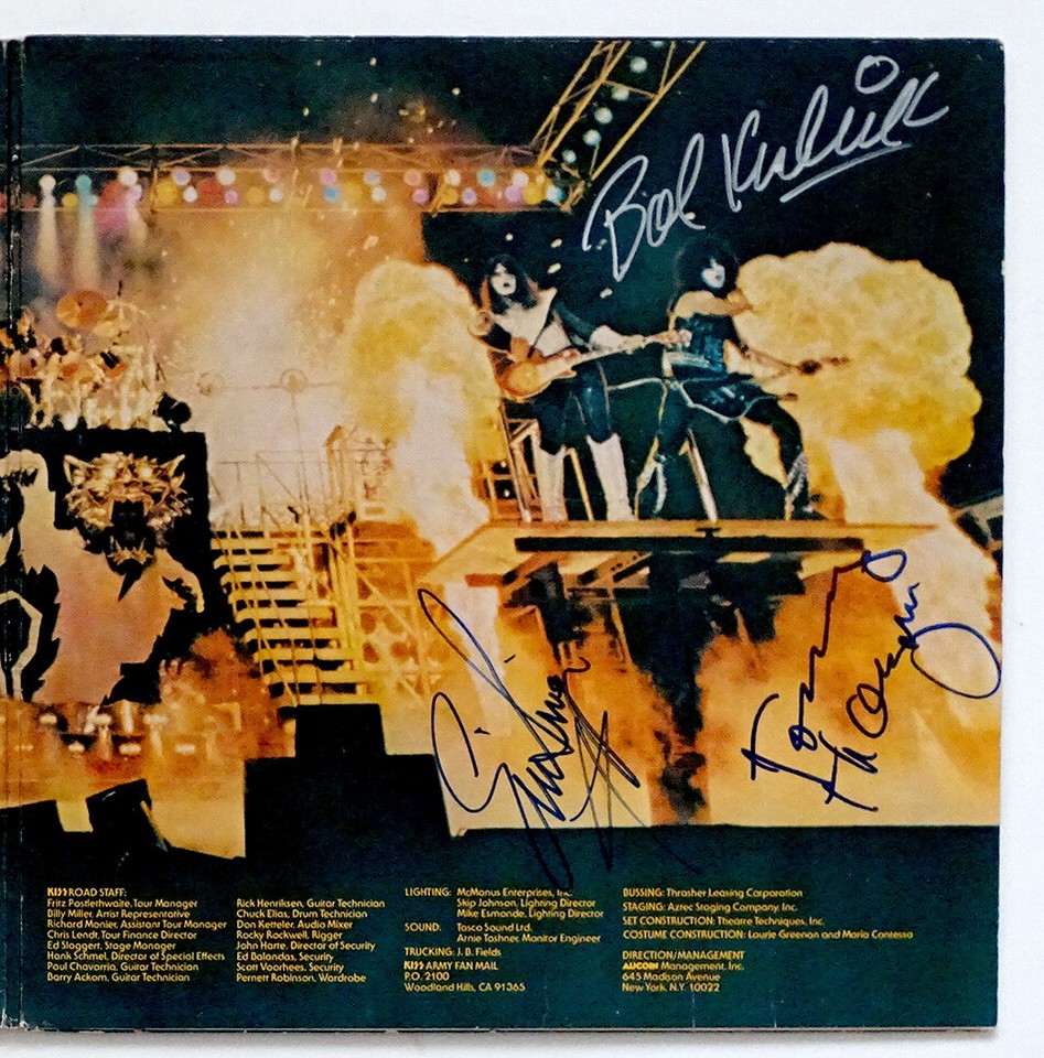 KISS Autograph Album SIGNED by 8 GENE SIMMONS Paul Stanley ACE FREHLEY ...