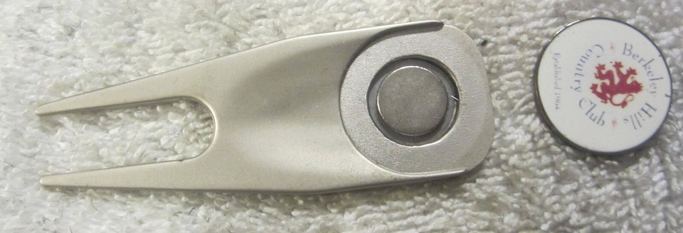 1 Berkeley hills country club Duluth Georgia golf ball divot tool ...