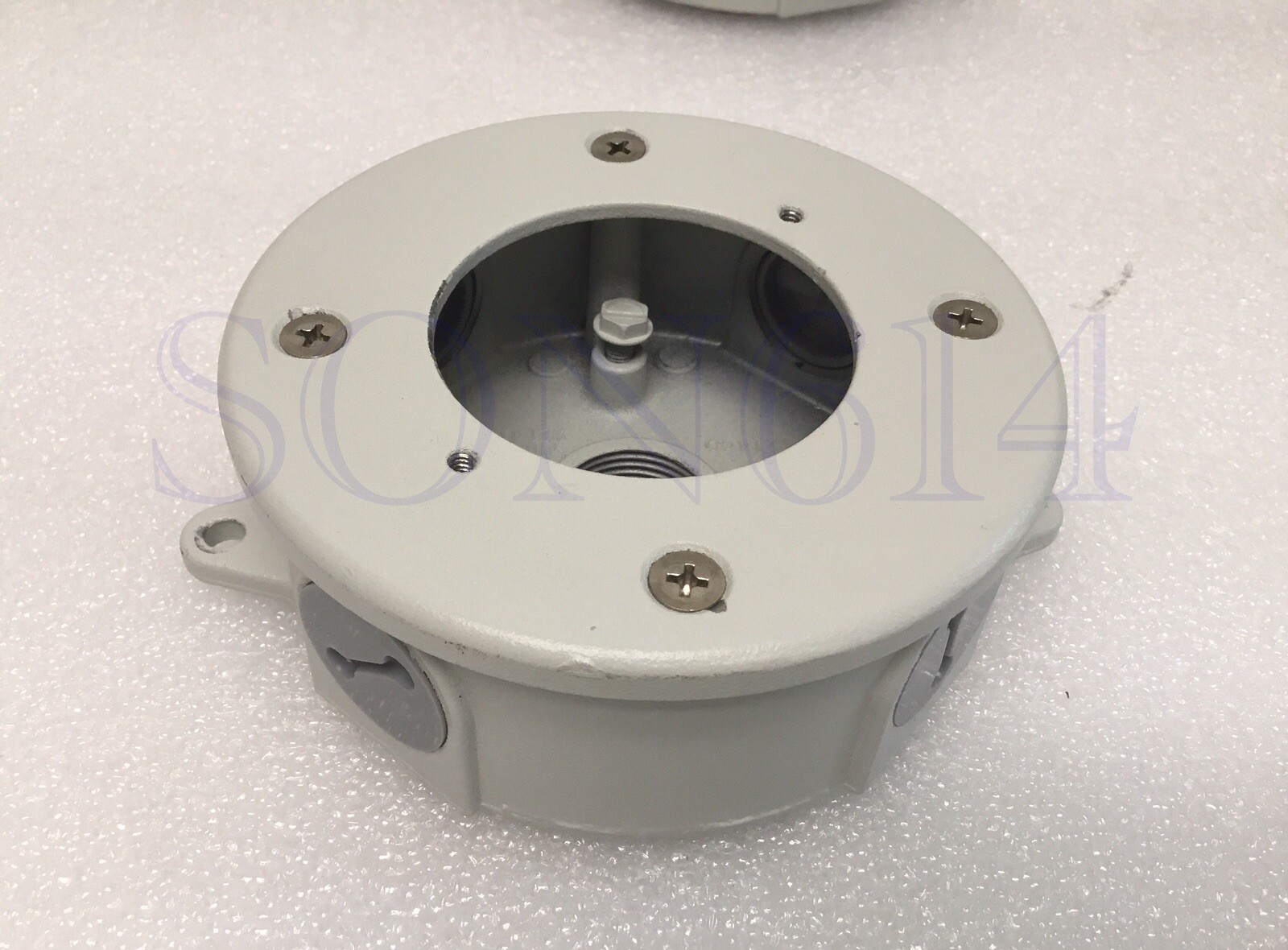 Pelco ICS310-COND Wall Ceiling Conduit Wire Adapter Mounting Box for ...