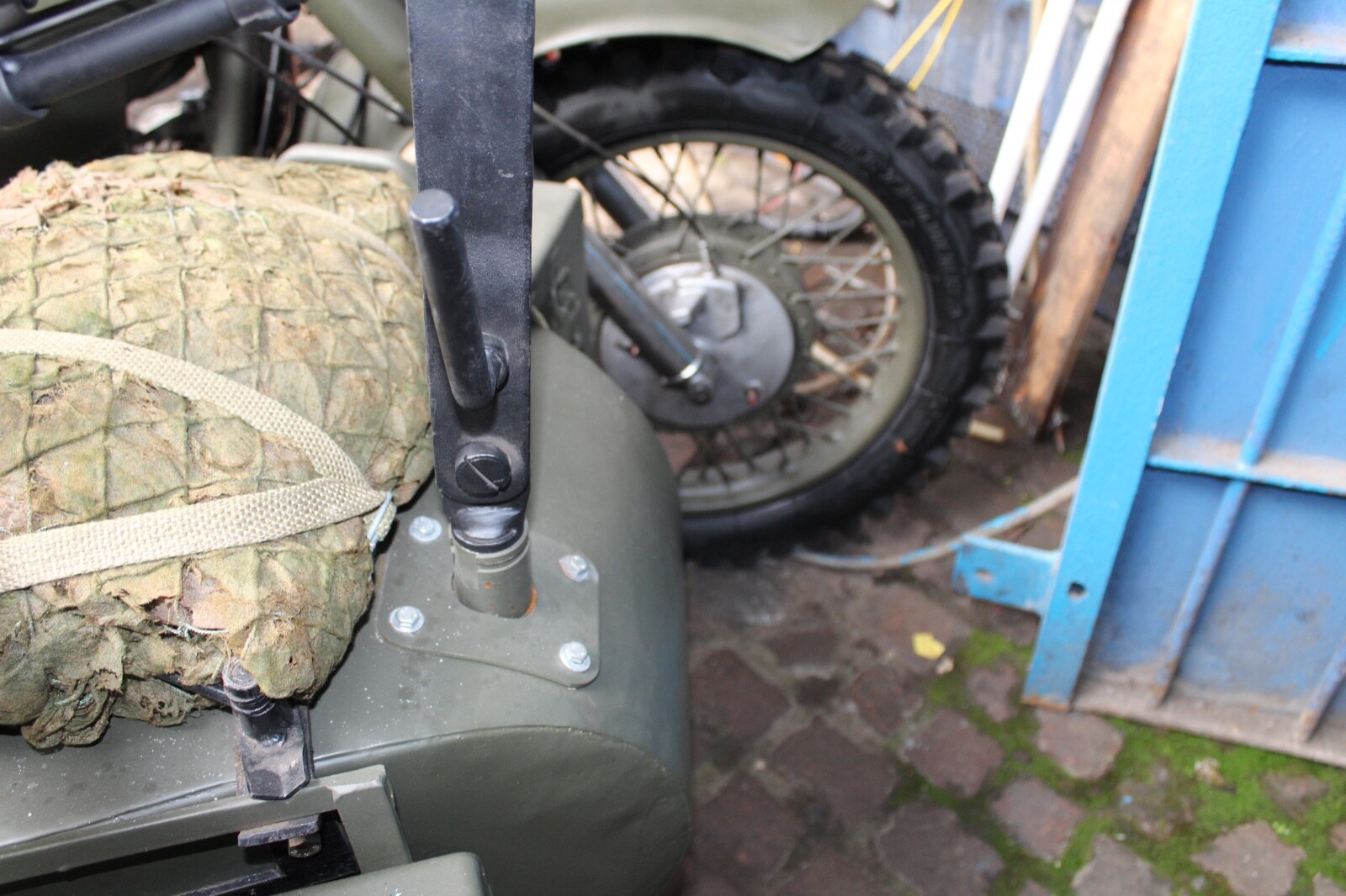 front stand under the dp28 sidecar cossack neval M72 Dnepr URAL k750 ...