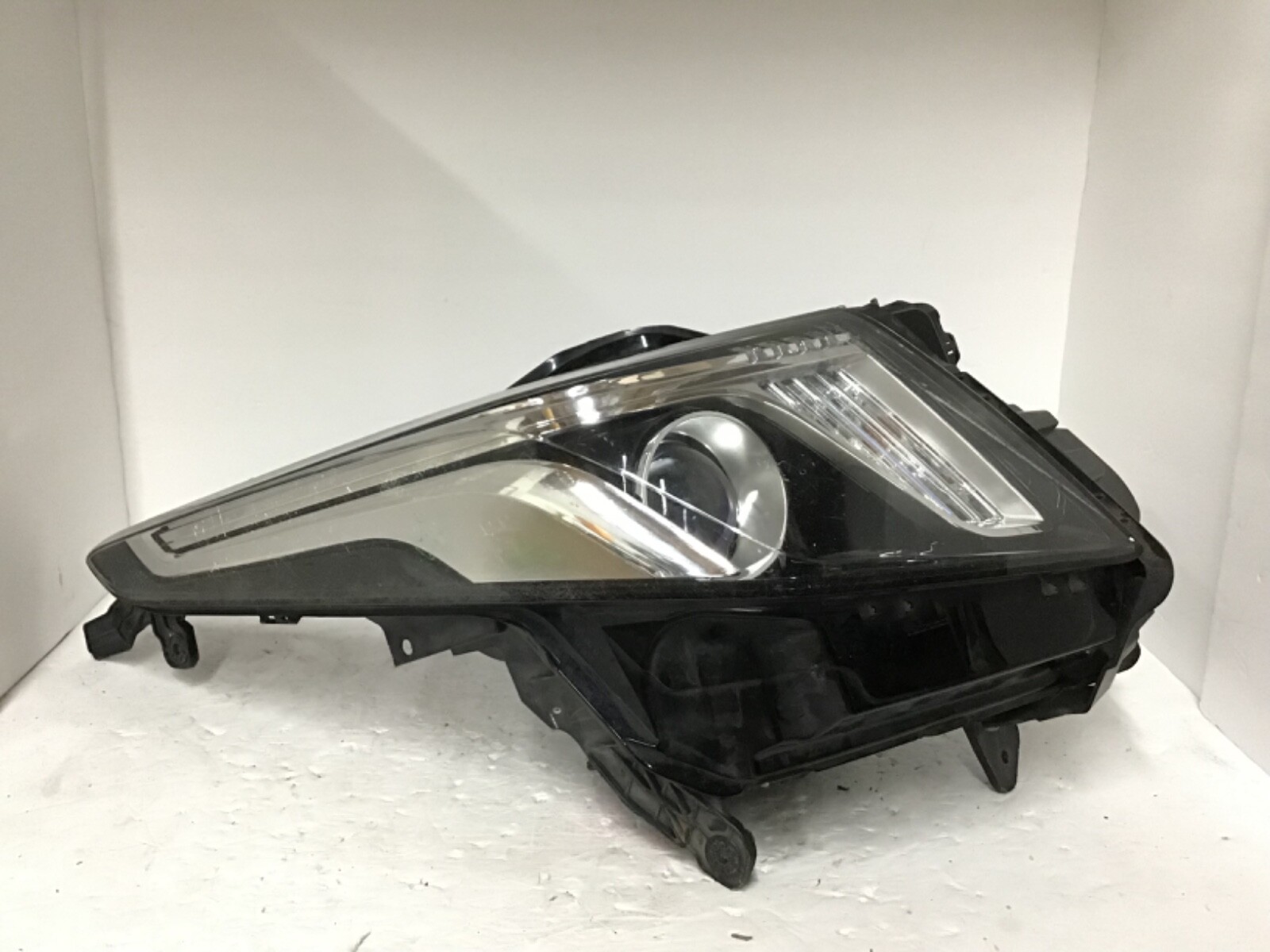 CADILLAC ATS FRONT LEFT SIDE HEADLIGHT HALOGEN LAMP OEM 2013-2018 | eBay
