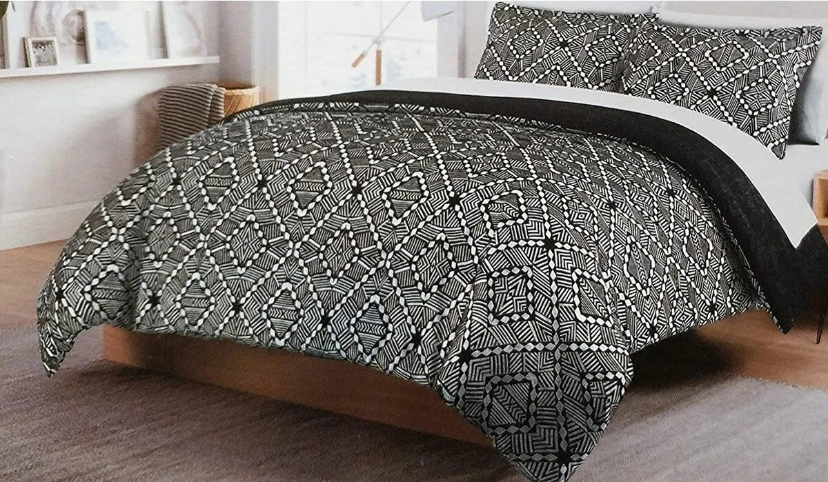 Max Studio Bedding Sets