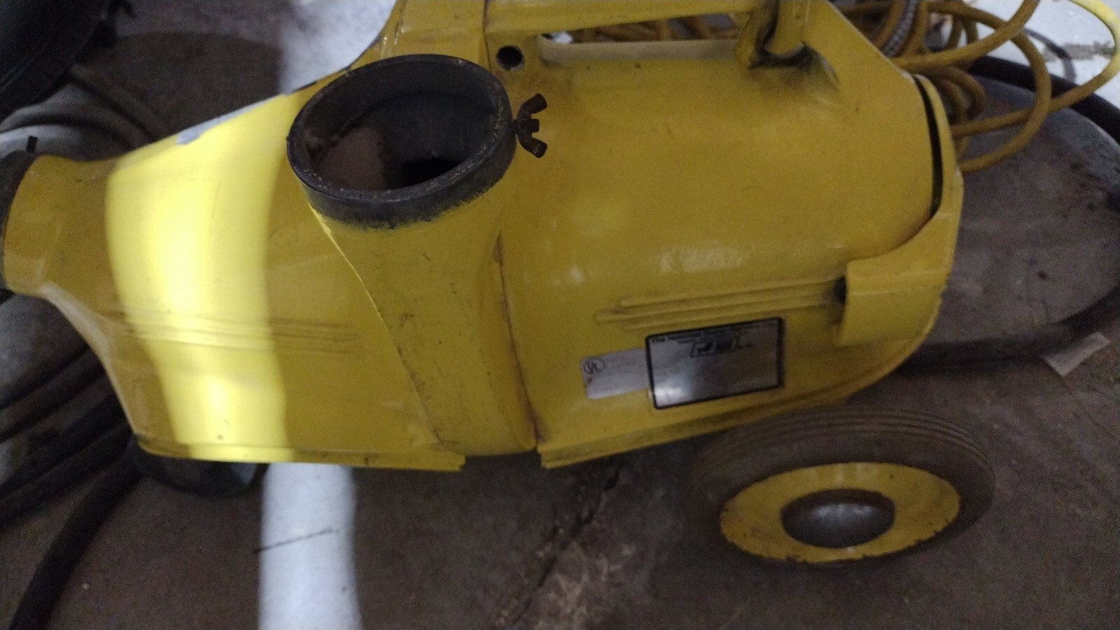 NSS M-1 PIG COMMERCIAL VACUUM Motor and Motor Housing,Wheels, Works .As ...