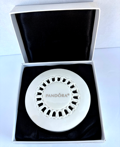 Pandora "Limited Edition Circle of Love" Ceramic Jewelry Box White 4" w ...