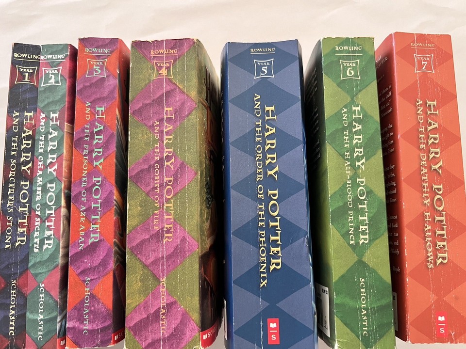 HARRY POTTER Complete Book Set 1-7 Soft Cover Paperback PB Collection ...
