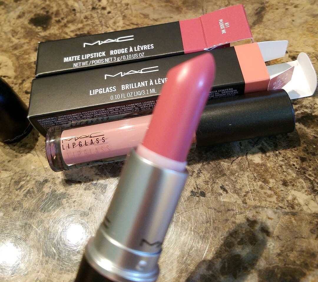 Mac Please Me Lipglass