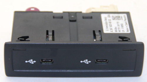 2X USB Multimedia Slot Anschluss Stecker A2478204002 passend für ...