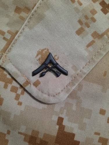 Lance Janitor US Marine Corps Rank Insignia Black Chevron Collar Pin ...