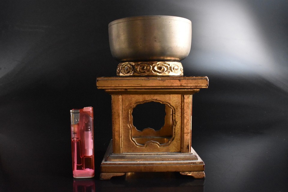 B710: Japanese Wooden Lacquer ware STAND FOR THE BUDDHIST BELL Buddhist ...