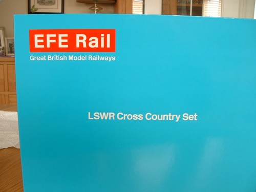 EFE Rail E86013 LSWR Cross Country 3-Coach Pack SR Malachite Green - OO ...