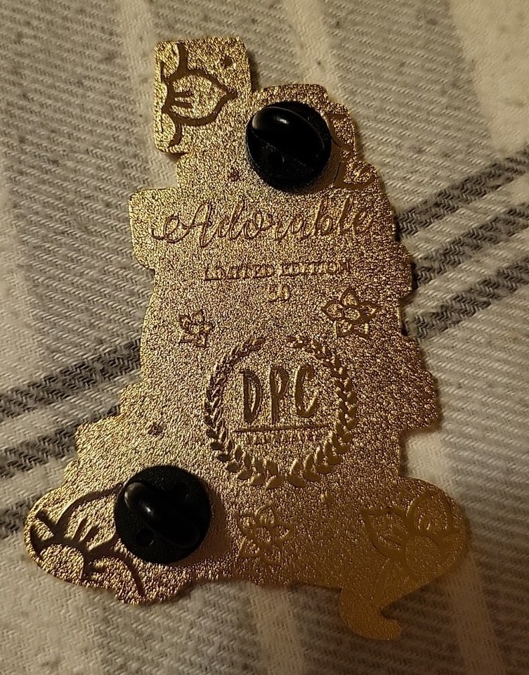 Adorable Chibi Rapunzel Pin Tangled LE 50 DPC Fantasy Lanterns Glitter ...