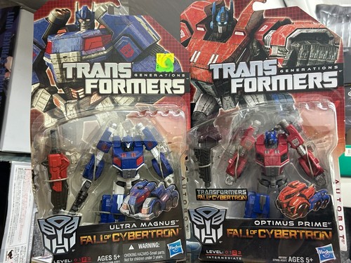 Hasbro FOC Transformers Optimus Prime Ultra Magnus fall of cybertron ...