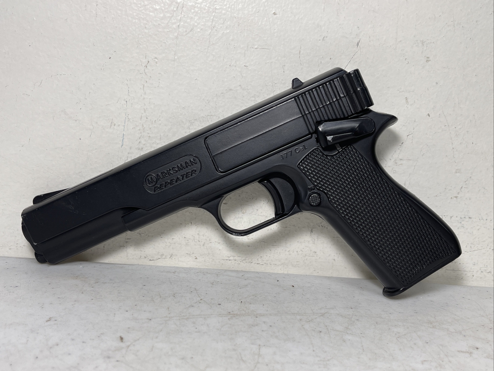 Vintage Marksman 1010 Repeater Air Pistol Pellet Dart BB Repeater READ ...