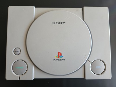 Sony PlayStation Launch Edition Gray Console (SCPH-5001) **SEE ...