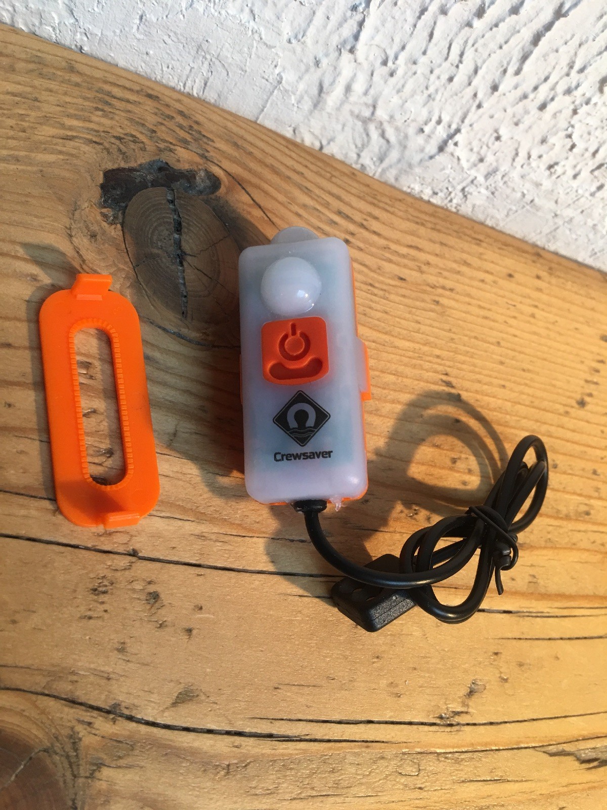 2018 Crewsaver Dual Surface Light + Clip R38360 | eBay UK