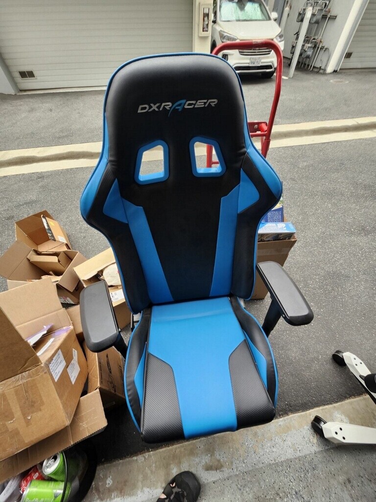 DXRacer Drifting XL Chair, Extra Large, Blue and black barely used | eBay
