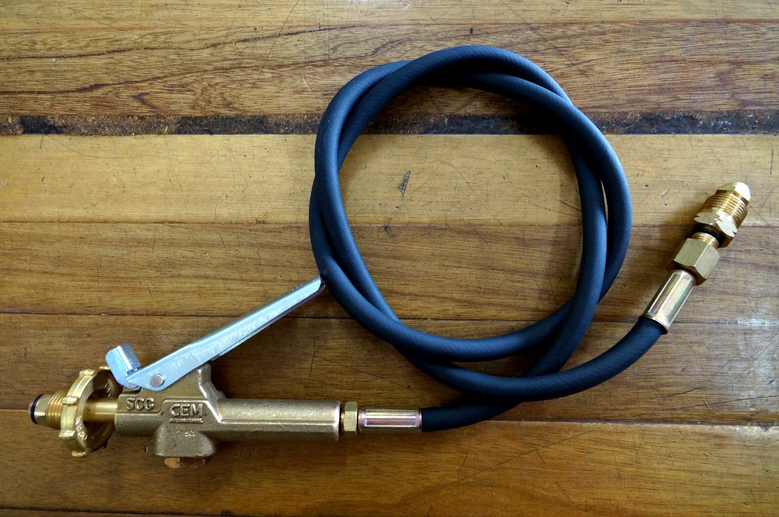 LPG Gas Bottle Filler Gun & Hose Kit - Comes with Primus and Companion ...