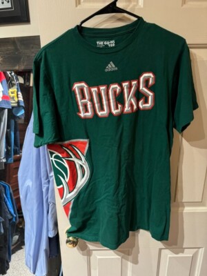 Milwaukee Bucks vintage shirt side logo | eBay