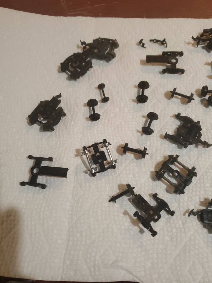 HO Scale TRAIN PARTS: Train Wheels, Couplers, For Repair Jobs Lot | eBay