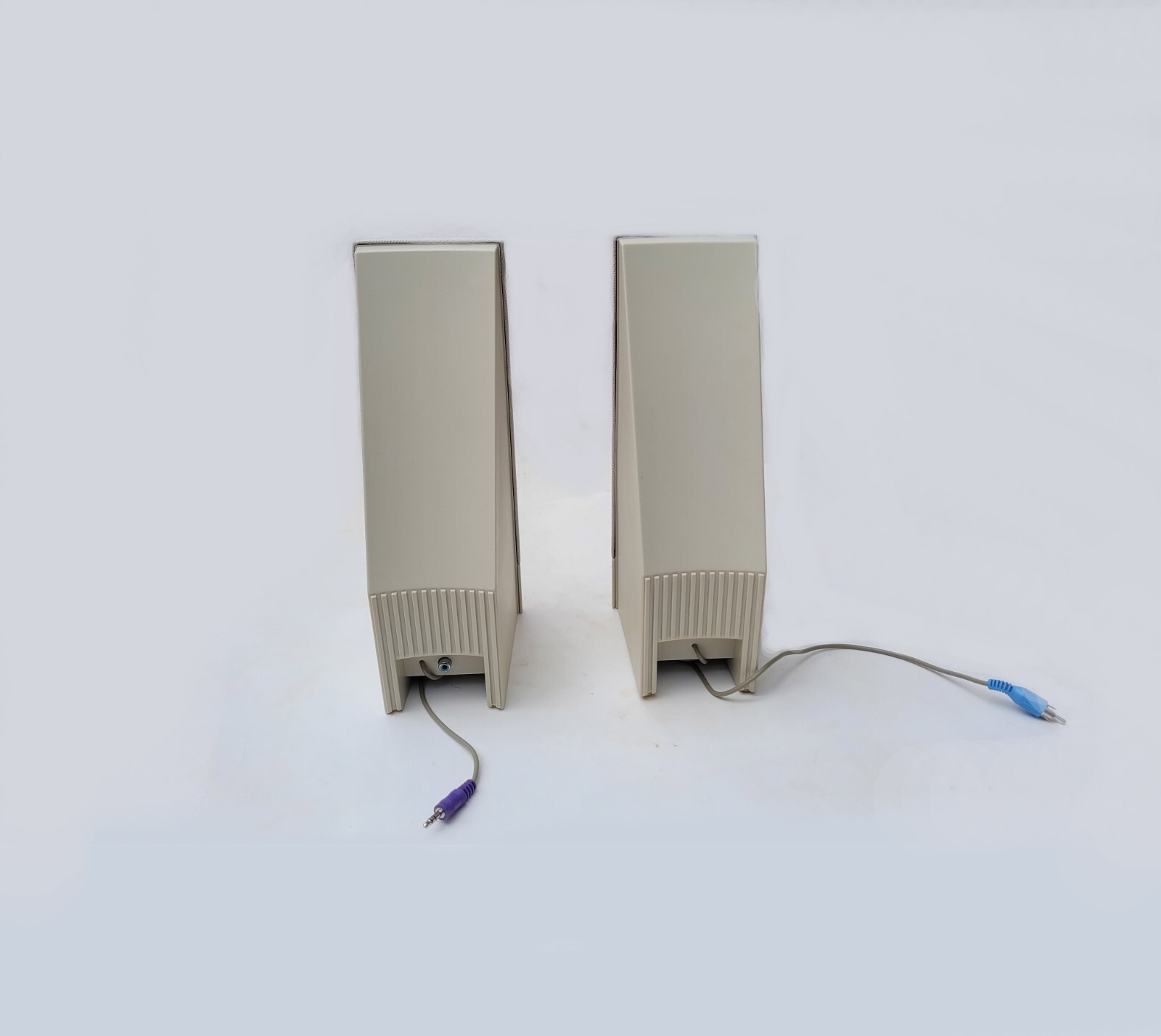 Infinity AF Ivory IBM Computer Speakers PN36L9126 3.5mm Connector | eBay