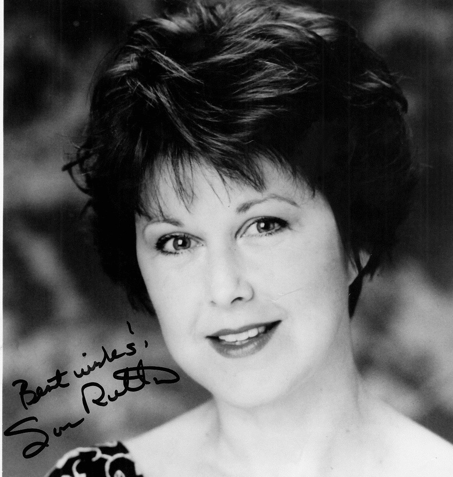 SUSAN RUTTAN hand-signed L.A. LAW 8x10 w/ uacc rd coa ROXANNE PRETTY B ...