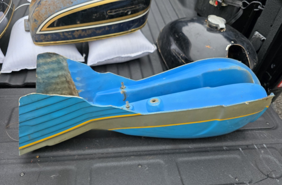 NOS VINTAGE BULTACO ALPINA MOTORCYCLE GAS TANK FIBERGLASS BLUE SILVER ...